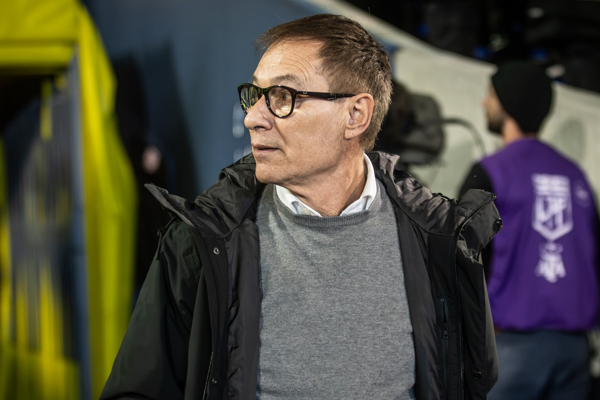 Sorpresa en Arroyito: Ariel Holan dejó de ser el entrenador de Rosario ...